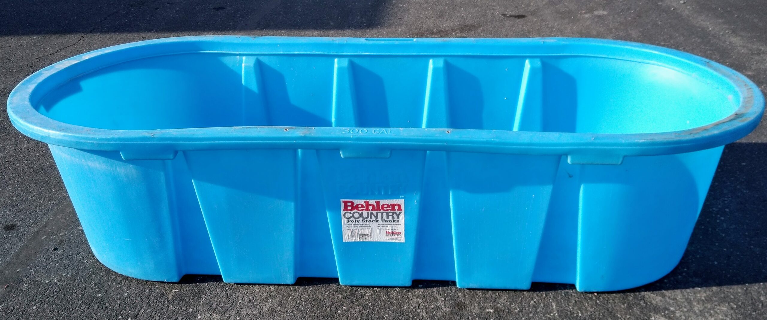 Stock Tank Blue Oval Behlen 300 Gallon - Huber's Animal Health